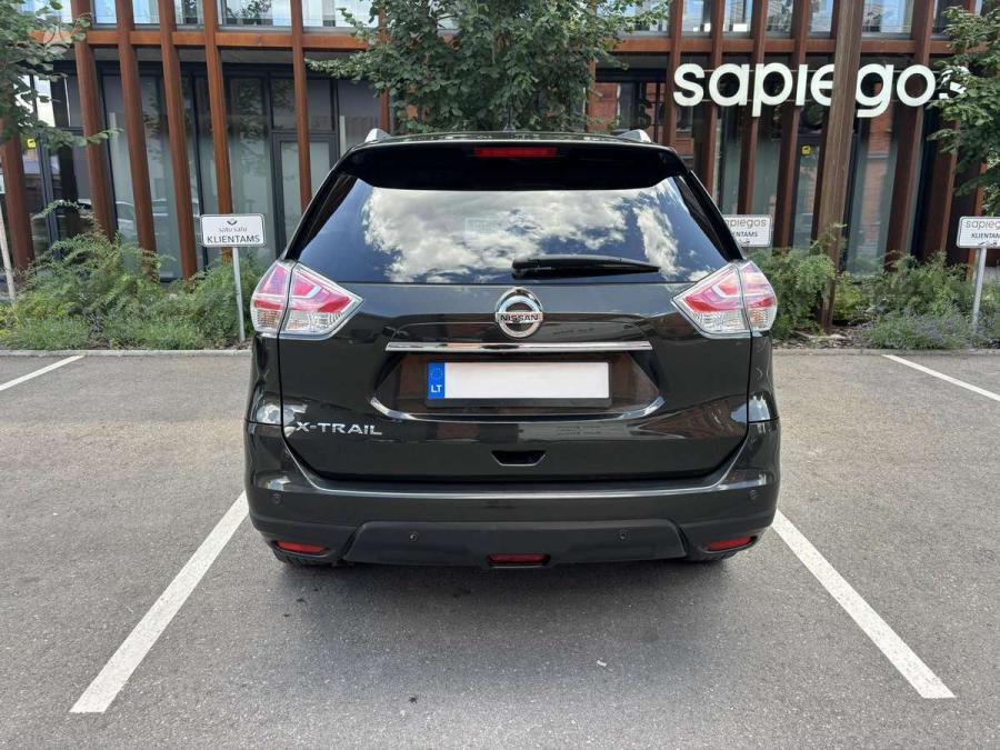 Zaļš Nissan X-Trail 2015 Kauņa, ar dzinēja tilpumu 1.60 L un nobraukumu 165 tūkst. km par 12000 €, foto 5 vietnē AUTOMOTO.COM.LV