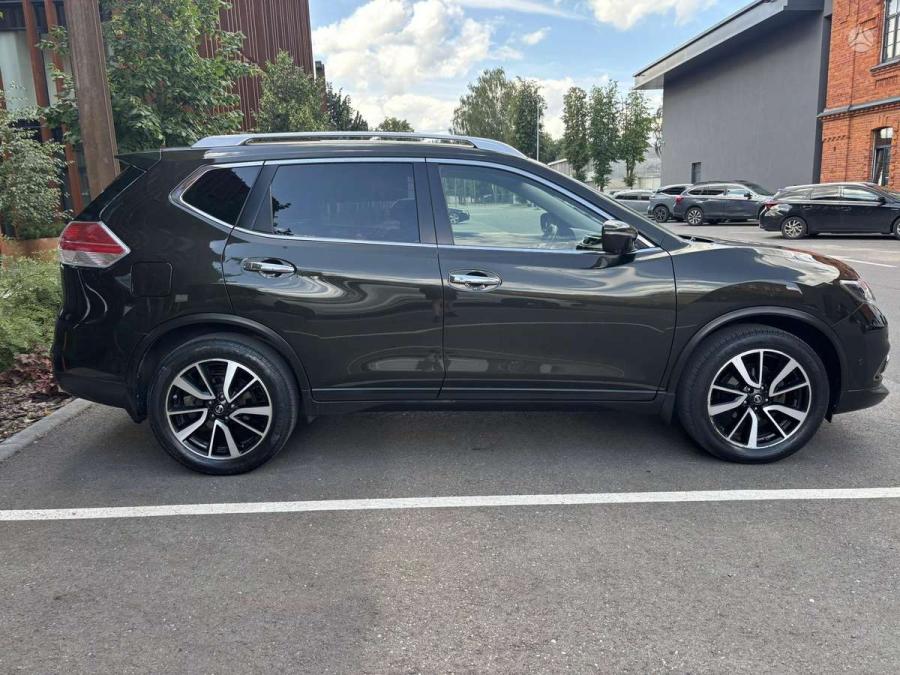 Zaļš Nissan X-Trail 2015 Kauņa, ar dzinēja tilpumu 1.60 L un nobraukumu 165 tūkst. km par 12000 €, foto 7 vietnē AUTOMOTO.COM.LV