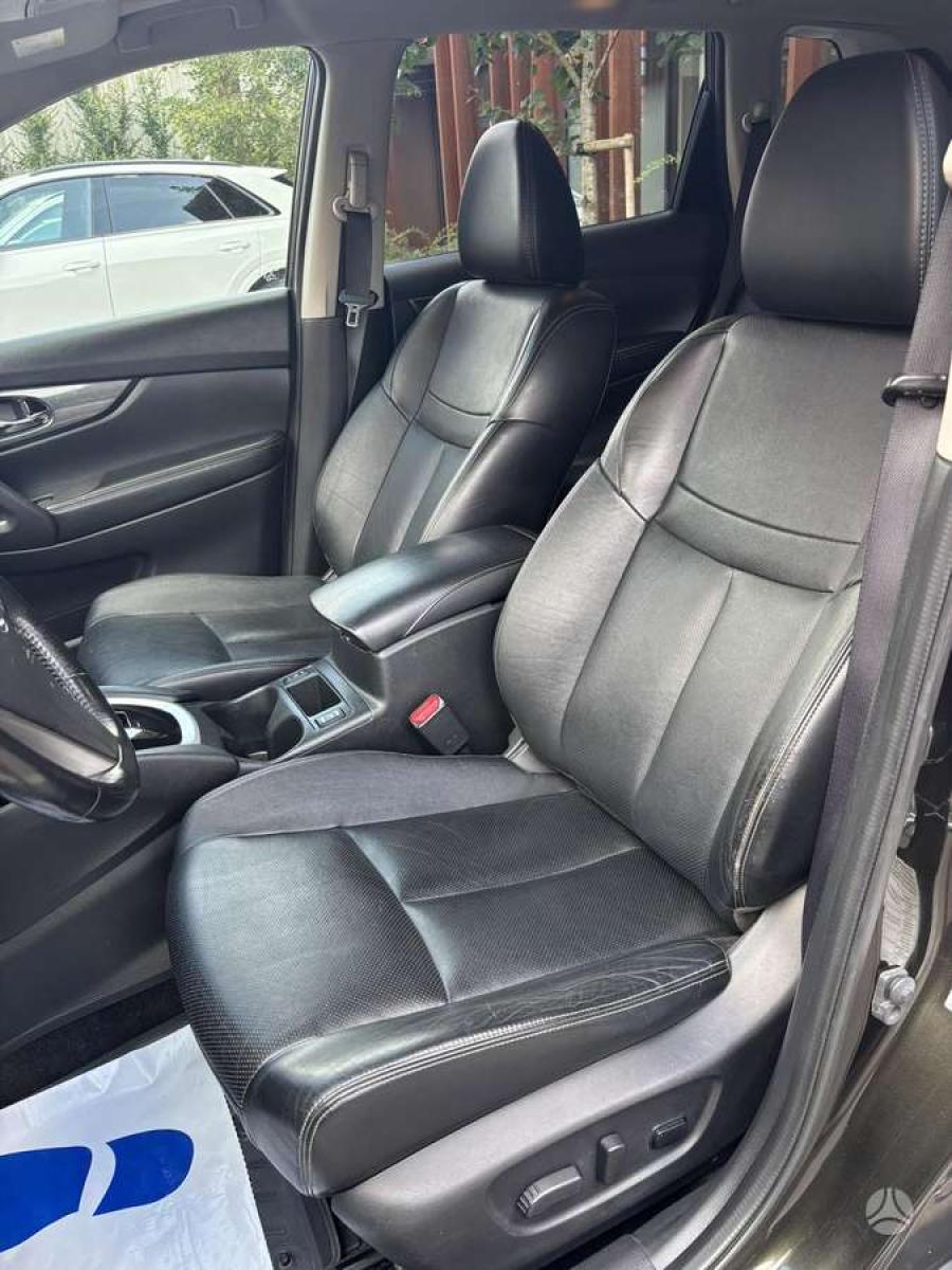 Zaļš Nissan X-Trail 2015 Kauņa, ar dzinēja tilpumu 1.60 L un nobraukumu 165 tūkst. km par 12000 €, foto 16 vietnē AUTOMOTO.COM.LV