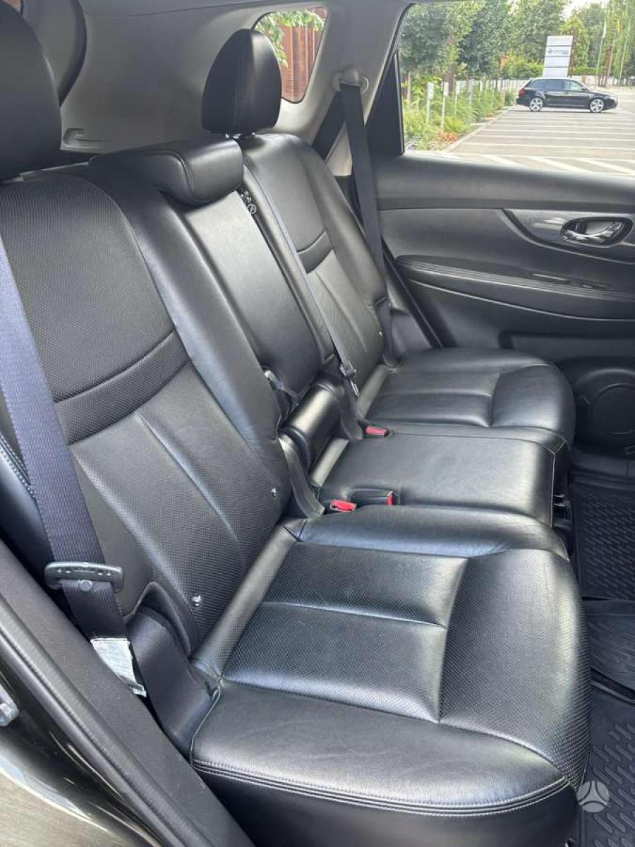 Zaļš Nissan X-Trail 2015 Kauņa, ar dzinēja tilpumu 1.60 L un nobraukumu 165 tūkst. km par 12000 €, foto 21 vietnē AUTOMOTO.COM.LV