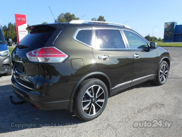 Zaļš Nissan X-Trail 2015 Viljandi, ar dzinēja tilpumu 1.60 L un nobraukumu 183 tūkst. km par 10990 €, foto 2 vietnē AUTOMOTO.COM.LV