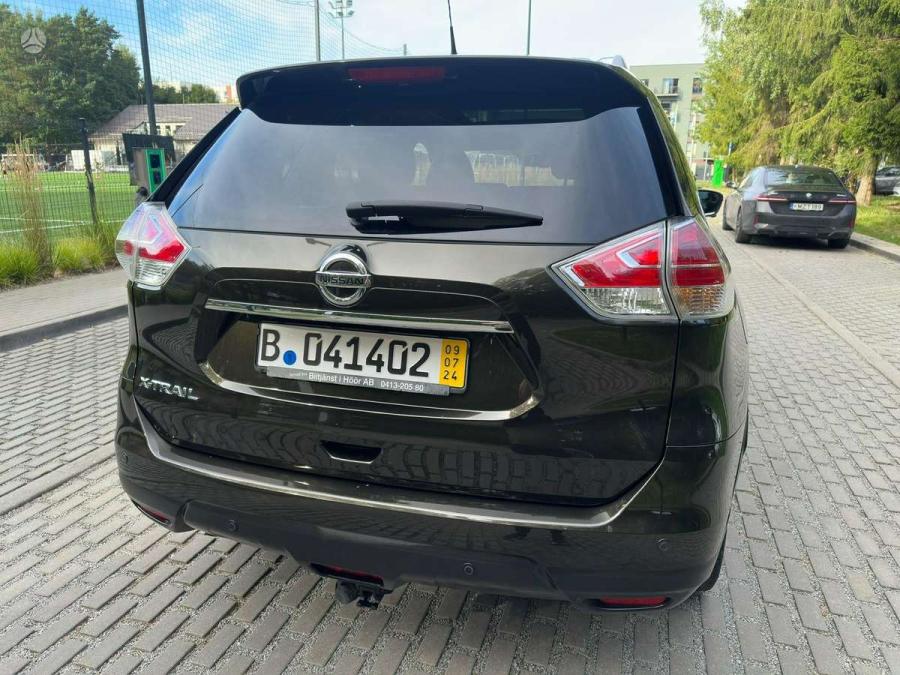 Zaļš Nissan X-Trail 2015 Viļņa, ar dzinēja tilpumu 1.60 L un nobraukumu 297 tūkst. km par 8350 €, foto 10 vietnē AUTOMOTO.COM.LV