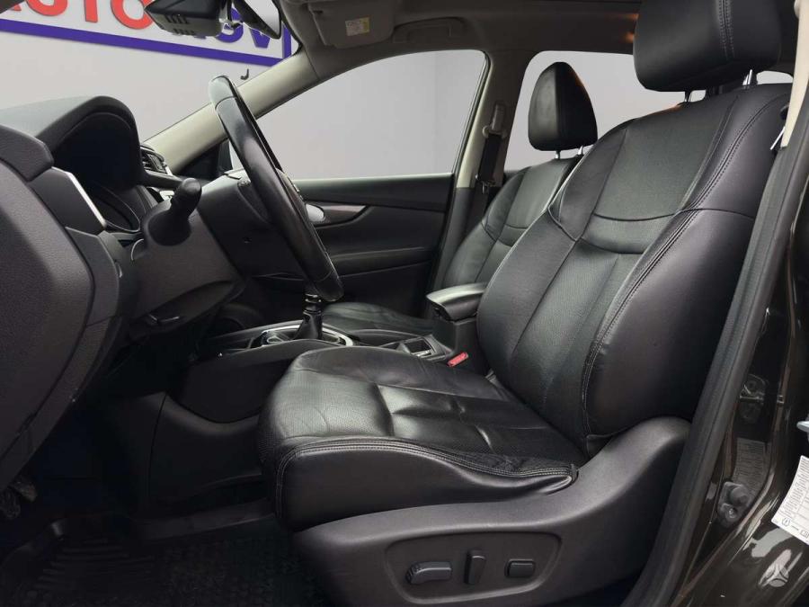 Zaļš Nissan X-Trail 2016 Kauņa, ar dzinēja tilpumu 1.60 L un nobraukumu 251 tūkst. km par 10799 €, foto 13 vietnē AUTOMOTO.COM.LV