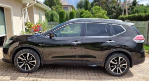 Green Nissan X-Trail 2016 in Kaunas, with an engine capacity of 1.60 L and mileage of 98 thousand km for 11299 €, photo  on AUTOMOTO.COM.LV