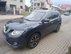 Green Nissan X-Trail 2016 in Klaipeda, with an engine capacity of 1.60 L and mileage of 248 thousand km for 10300 €, photo  on AUTOMOTO.COM.LV
