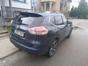 Green Nissan X-Trail 2016 in Klaipeda, with an engine capacity of 1.60 L and mileage of 248 thousand km for 10300 €, photo 4 on AUTOMOTO.COM.LV
