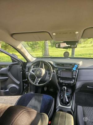Zaļš Nissan X-Trail 2017 Šauļi, ar dzinēja tilpumu 0.00 L un nobraukumu 73 tūkst. km par 12800 €, foto 3 vietnē AUTOMOTO.COM.LV