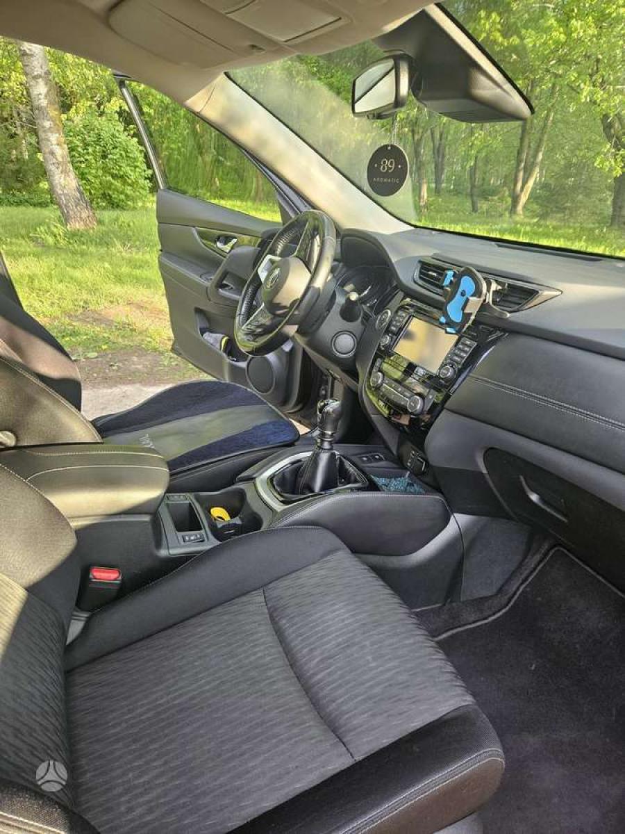 Zaļš Nissan X-Trail 2017 Šauļi, ar dzinēja tilpumu 0.00 L un nobraukumu 73 tūkst. km par 12800 €, foto 5 vietnē AUTOMOTO.COM.LV