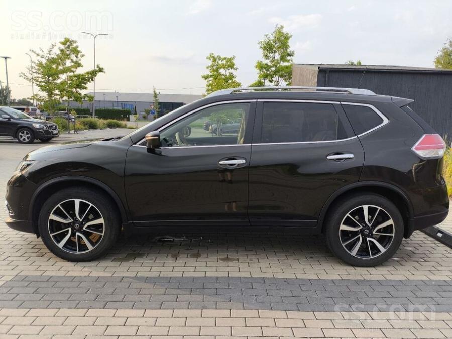 Zaļš Nissan X-Trail 2017 Rīga, ar dzinēja tilpumu 1.60 L un nobraukumu 180 tūkst. km par 12900 €, foto 4 vietnē AUTOMOTO.COM.LV