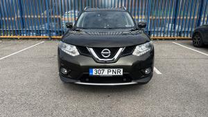 Green Nissan X-Trail 2017 in Kohtla-Jarve, with an engine capacity of 1.60 L and mileage of 160 thousand km for 11500 €, photo 3 on AUTOMOTO.COM.LV