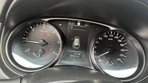 Green Nissan X-Trail 2017 in Kohtla-Jarve, with an engine capacity of 1.60 L and mileage of 160 thousand km for 11500 €, photo 13 on AUTOMOTO.COM.LV