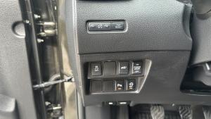 Green Nissan X-Trail 2017 in Kohtla-Jarve, with an engine capacity of 1.60 L and mileage of 160 thousand km for 11500 €, photo 14 on AUTOMOTO.COM.LV
