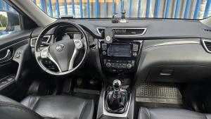 Green Nissan X-Trail 2017 in Kohtla-Jarve, with an engine capacity of 1.60 L and mileage of 160 thousand km for 11500 €, photo 26 on AUTOMOTO.COM.LV