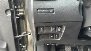 Green Nissan X-Trail 2017 in Kohtla-Jarve, with an engine capacity of 1.60 L and mileage of 160 thousand km for 11500 €, photo 28 on AUTOMOTO.COM.LV