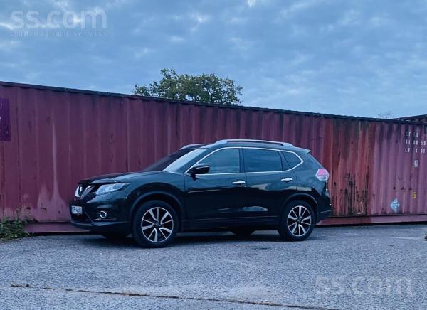 Nissan X-Trail 2017 RÄ«ga vietnÄ ZaļŔ Nissan X-Trail 2017 RÄ«ga, ar dzinÄja tilpumu 1.60 L un nobraukumu 50 tÅ«kst. km par 15000 ā¬, foto 4 vietnÄ AUTOMOTO.COM.LV