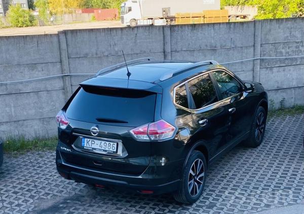 Nissan X-Trail 2017 RÄ«ga vietnÄ ZaļŔ Nissan X-Trail 2017 RÄ«ga, ar dzinÄja tilpumu 1.60 L un nobraukumu 50 tÅ«kst. km par 15000 ā¬, foto 6 vietnÄ AUTOMOTO.COM.LV