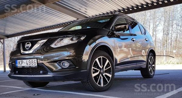 Nissan X-Trail 2017 RÄ«ga vietnÄ ZaļŔ Nissan X-Trail 2017 RÄ«ga, ar dzinÄja tilpumu 1.60 L un nobraukumu 50 tÅ«kst. km par 15000 ā¬, foto 7 vietnÄ AUTOMOTO.COM.LV