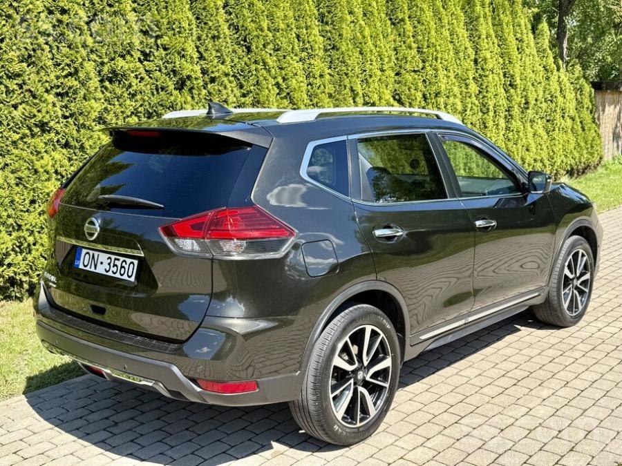 Green Nissan X-Trail 2018 in Riga, with an engine capacity of 2.00 L and mileage of 114 thousand km for 12150 €, photo 8 on AUTOMOTO.COM.LV