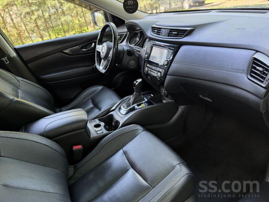 Green Nissan X-Trail 2018 in Riga, with an engine capacity of 2.00 L and mileage of 114 thousand km for 12150 €, photo 14 on AUTOMOTO.COM.LV