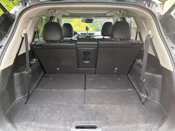 Green Nissan X-Trail 2018 in Kaunas, with an engine capacity of 2.00 L and mileage of 164 thousand km for 13000 €, photo 8 on AUTOMOTO.COM.LV