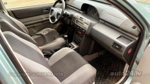 Green Nissan X-Trail 2003 in Voru, with an engine capacity of 2.20 L and mileage of 260 thousand km for 2490 €, photo 10 on AUTOMOTO.COM.LV