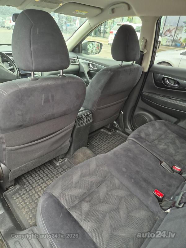Zaļš Nissan X-Trail 2016 Tallina, ar dzinēja tilpumu 1.60 L un nobraukumu 228 tūkst. km par 9600 €, foto 3 vietnē AUTOMOTO.COM.LV