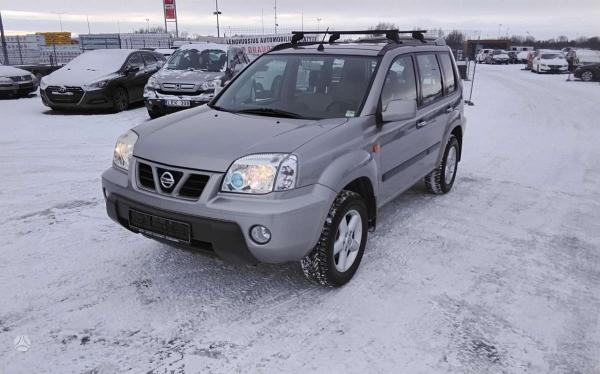 Grey Nissan X-Trail 2003 in Marijampole, with an engine capacity of 2.18 L and mileage of 124 thousand km for 2999 €, photo 2 on AUTOMOTO.COM.LV