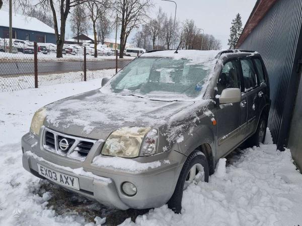 Pelēks Nissan X-Trail 2003 Tauragė, ar dzinēja tilpumu 2.18 L un nobraukumu 180 tūkst. km par 1350 €, foto 2 vietnē AUTOMOTO.COM.LV