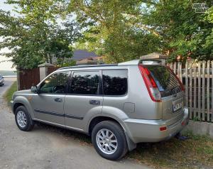 Pelēks Nissan X-Trail 2003 Trakai, ar dzinēja tilpumu 2.20 L un nobraukumu 192 tūkst. km par 2600 €, foto 2 vietnē AUTOMOTO.COM.LV