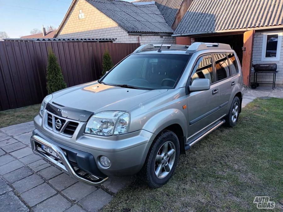 Pelēks Nissan X-Trail 2003 Alīta, ar dzinēja tilpumu 2.20 L un nobraukumu 246 tūkst. km par 2000 €, foto 5 vietnē AUTOMOTO.COM.LV