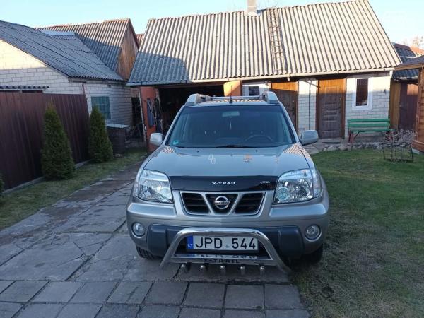 Pelēks Nissan X-Trail 2003 Alīta, ar dzinēja tilpumu 2.20 L un nobraukumu 246 tūkst. km par 2000 €, foto 5 vietnē AUTOMOTO.COM.LV