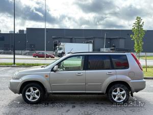 Grey Nissan X-Trail 2003 in Rapla, with an engine capacity of 2.20 L and mileage of 279 thousand km for 1000 €, photo 3 on AUTOMOTO.COM.LV