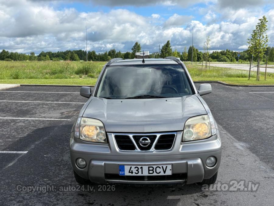 Grey Nissan X-Trail 2003 in Rapla, with an engine capacity of 2.20 L and mileage of 279 thousand km for 1000 €, photo 8 on AUTOMOTO.COM.LV