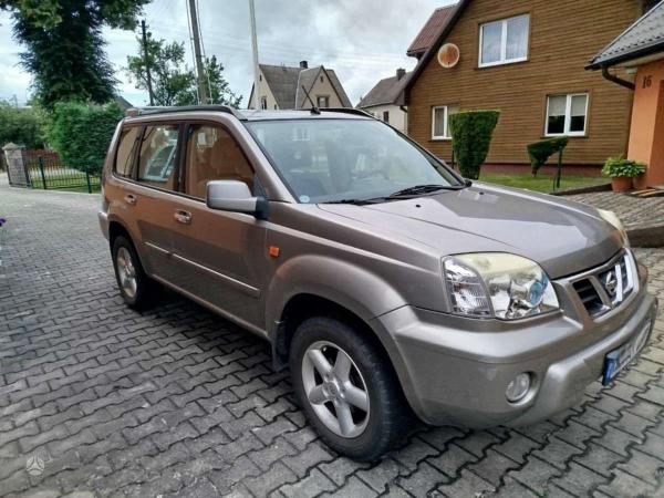 Grey Nissan X-Trail 2003 in Vilkaviskis, with an engine capacity of 2.00 L and mileage of 185 thousand km for 1800 €, photo 1 on AUTOMOTO.COM.LV