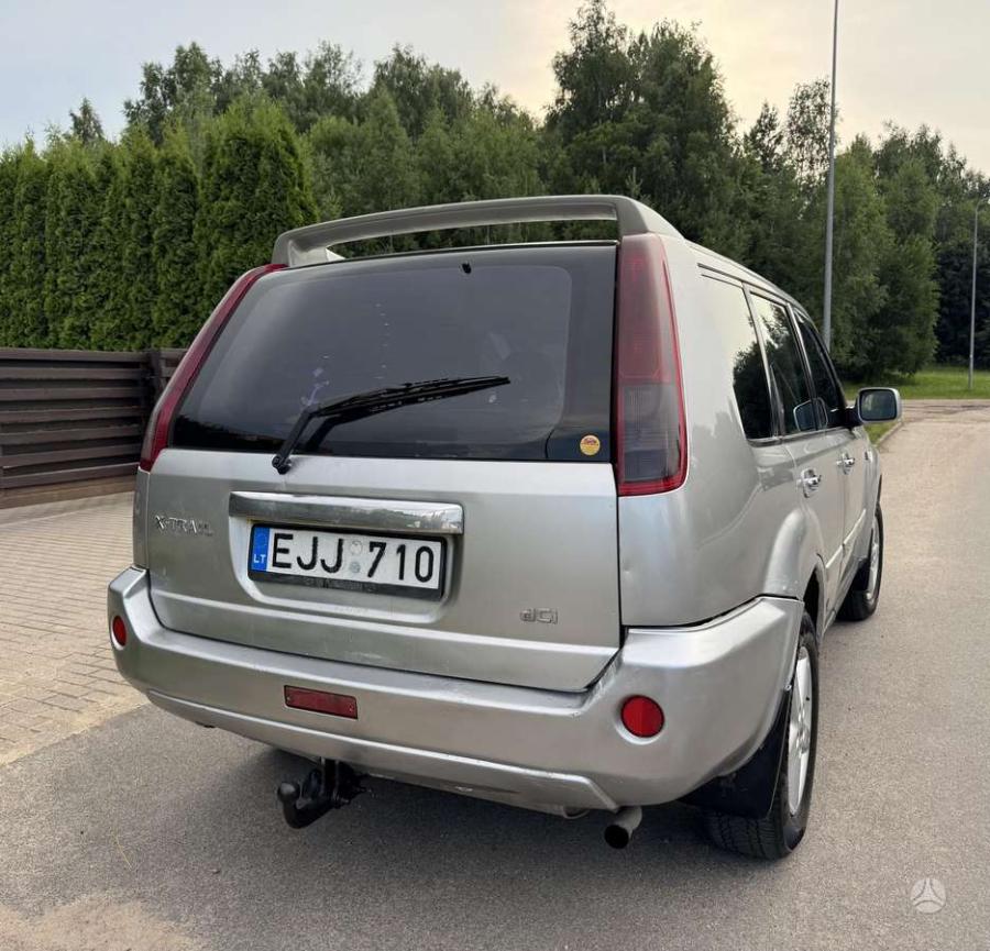 Grey Nissan X-Trail 2003 in Vilnius, with an engine capacity of 2.18 L and mileage of 171 thousand km for 1950 €, photo 7 on AUTOMOTO.COM.LV
