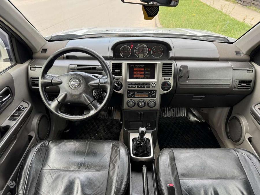 Grey Nissan X-Trail 2003 in Vilnius, with an engine capacity of 2.18 L and mileage of 171 thousand km for 1950 €, photo 11 on AUTOMOTO.COM.LV