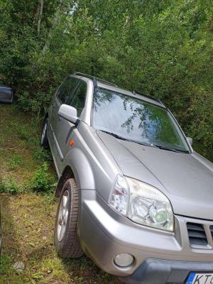 Grey Nissan X-Trail 2003 in Mazeikiai, with an engine capacity of 2.18 L and mileage of 335 thousand km for 600 €, photo 4 on AUTOMOTO.COM.LV