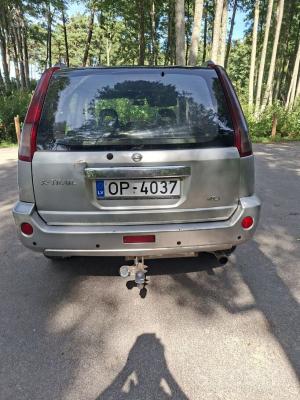 Pelēks Nissan X-Trail 2003 Ventspils, ar dzinēja tilpumu 2.20 L un nobraukumu 427 tūkst. km par 1300 €, foto  vietnē AUTOMOTO.COM.LV