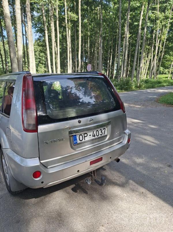 Pelēks Nissan X-Trail 2003 Ventspils, ar dzinēja tilpumu 2.20 L un nobraukumu 427 tūkst. km par 1300 €, foto 7 vietnē AUTOMOTO.COM.LV