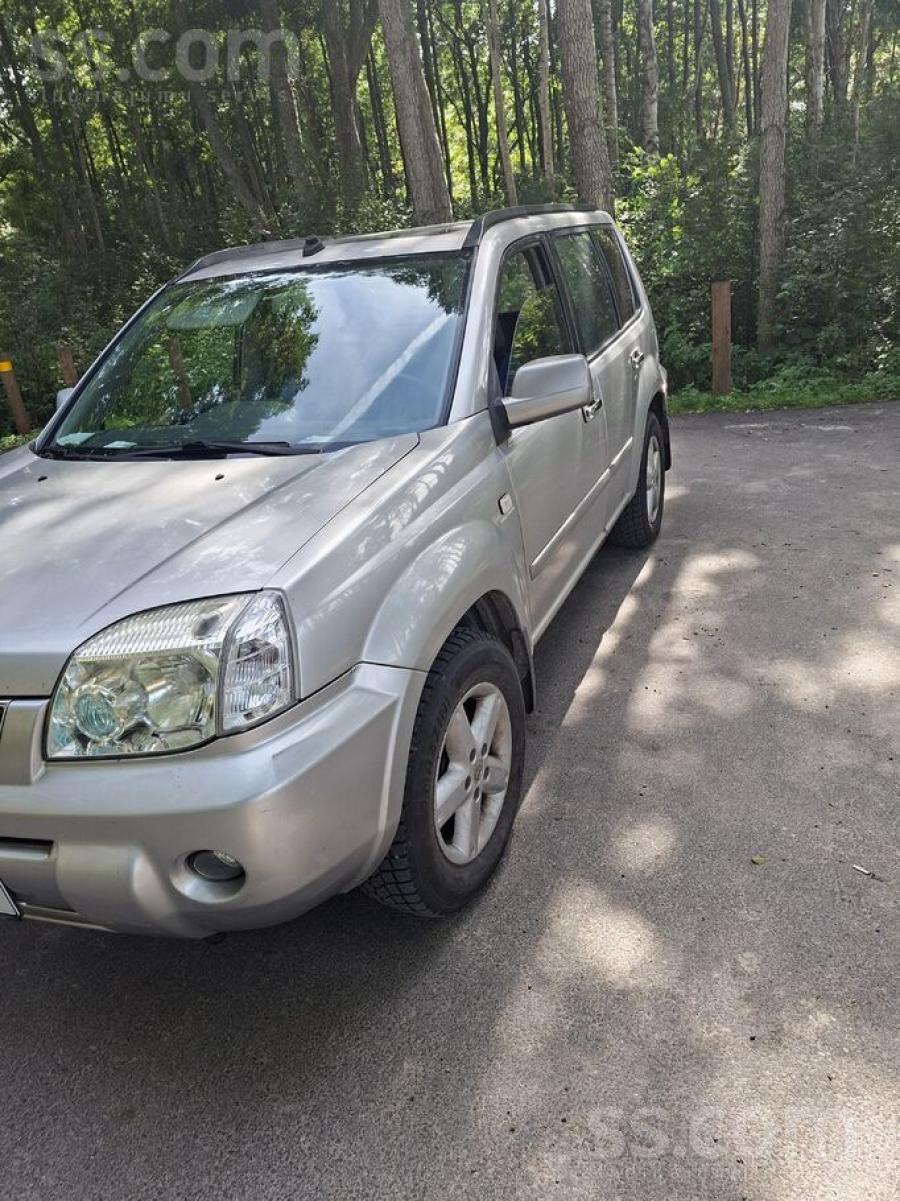 Pelēks Nissan X-Trail 2003 Ventspils, ar dzinēja tilpumu 2.20 L un nobraukumu 427 tūkst. km par 1300 €, foto 9 vietnē AUTOMOTO.COM.LV