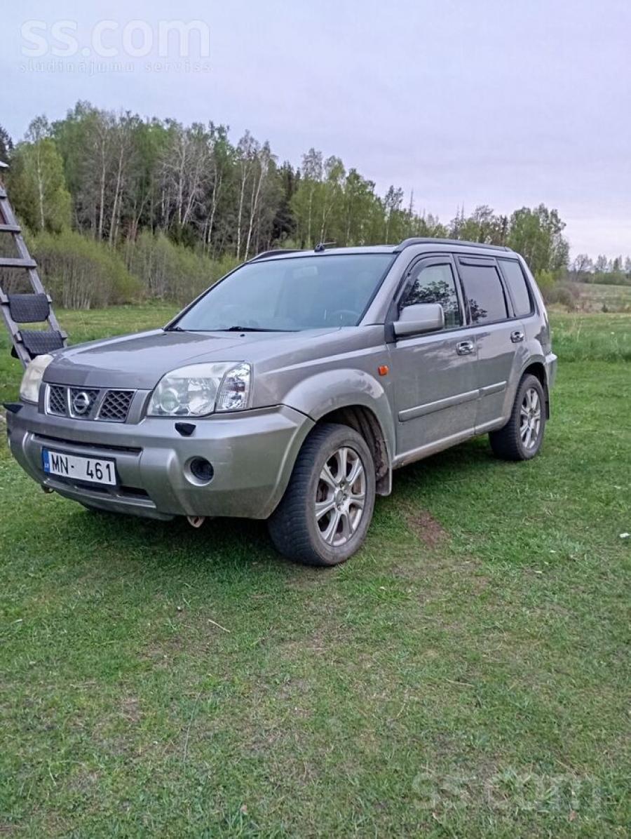 Grey Nissan X-Trail 2003 in Madona, with an engine capacity of 2.20 L and mileage of 336 thousand km for 2000 €, photo 5 on AUTOMOTO.COM.LV