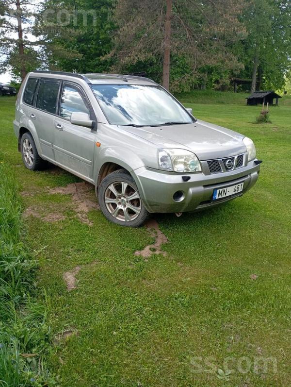 Grey Nissan X-Trail 2003 in Madona, with an engine capacity of 2.20 L and mileage of 336 thousand km for 2000 €, photo 6 on AUTOMOTO.COM.LV