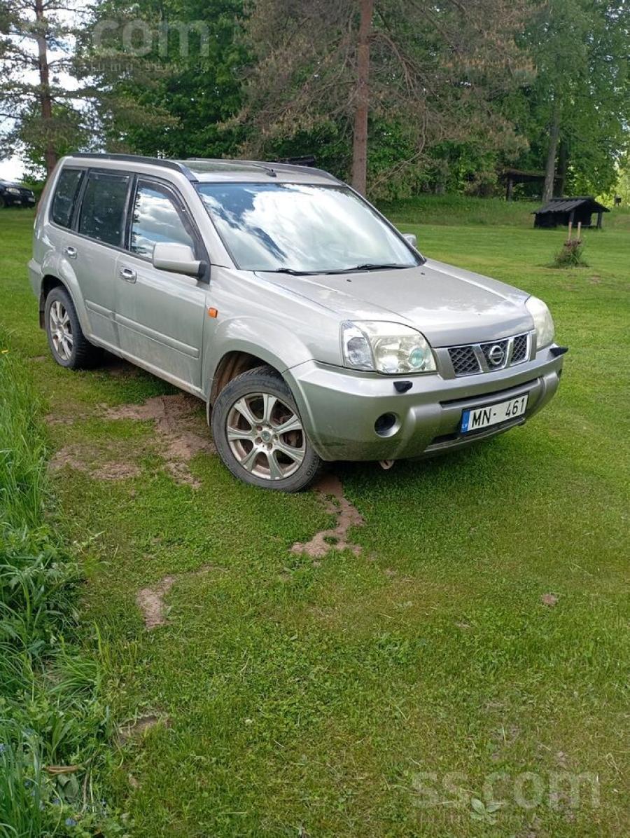 Grey Nissan X-Trail 2003 in Madona, with an engine capacity of 2.20 L and mileage of 336 thousand km for 2000 €, photo 7 on AUTOMOTO.COM.LV