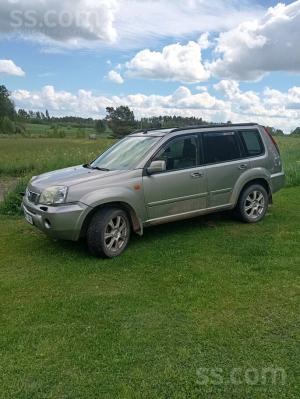 Grey Nissan X-Trail 2003 in Madona, with an engine capacity of 2.20 L and mileage of 336 thousand km for 2000 €, photo 8 on AUTOMOTO.COM.LV
