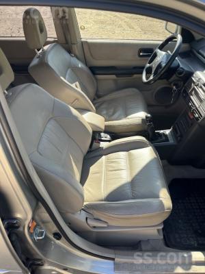 Pelēks Nissan X-Trail 2003 Ogre, ar dzinēja tilpumu 2.20 L un nobraukumu 320 tūkst. km par 1800 €, foto 9 vietnē AUTOMOTO.COM.LV