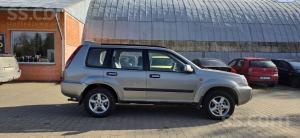 Pelēks Nissan X-Trail 2003 Valmiera, ar dzinēja tilpumu 2.20 L un nobraukumu 201 tūkst. km par 1600 €, foto 3 vietnē AUTOMOTO.COM.LV