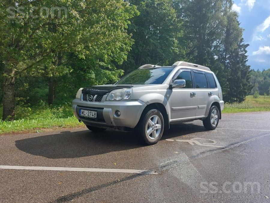 Pelēks Nissan X-Trail 2004 Alūksne, ar dzinēja tilpumu 2.20 L un nobraukumu 0 tūkst. km par 2150 €, foto 1 vietnē AUTOMOTO.COM.LV