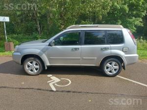 Pelēks Nissan X-Trail 2004 Alūksne, ar dzinēja tilpumu 2.20 L un nobraukumu 0 tūkst. km par 2150 €, foto 9 vietnē AUTOMOTO.COM.LV