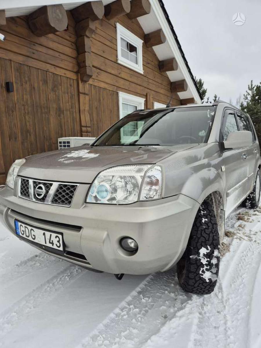 Pelēks Nissan X-Trail 2004 Molėtai, ar dzinēja tilpumu 2.18 L un nobraukumu 264 tūkst. km par 4001 €, foto 1 vietnē AUTOMOTO.COM.LV