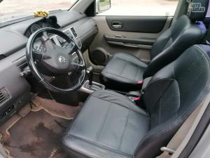 Pelēks Nissan X-Trail 2004 Utena, ar dzinēja tilpumu 2.50 L un nobraukumu 292 tūkst. km par 1850 €, foto 13 vietnē AUTOMOTO.COM.LV